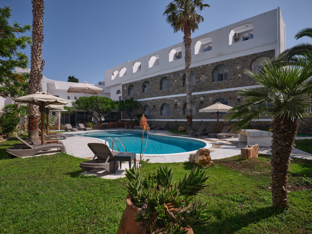 About Us - Hotel Galinos